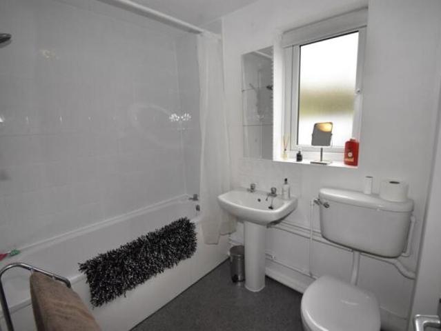 2 bedroom flat for rent in Bernard Ashley Drive, Charlton, SE7