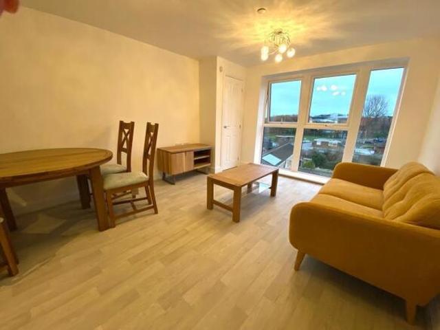 2 bedroom flat for rent in Berrington Place, St Lukes Road, B5