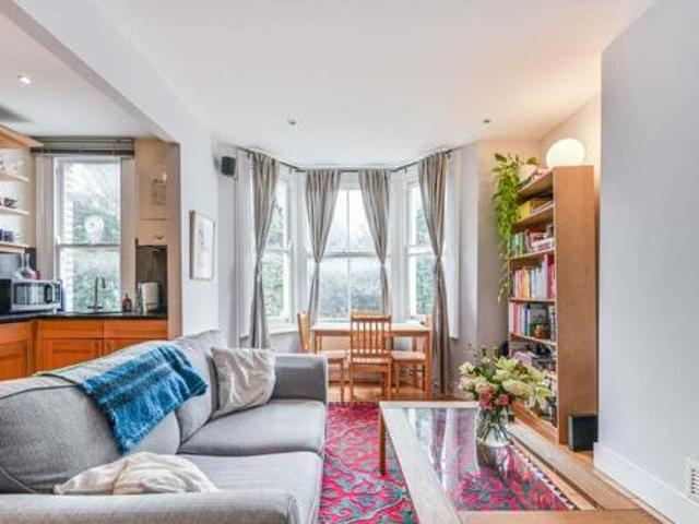 2 Bedroom Flat For Rent In Between The Commons, London