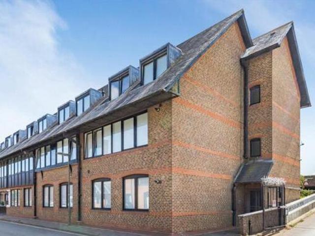 2 Bedroom Flat For Rent In Beulah Court 15 19 Albert Road