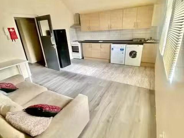 2 bedroom flat for rent in Birmingham, B66