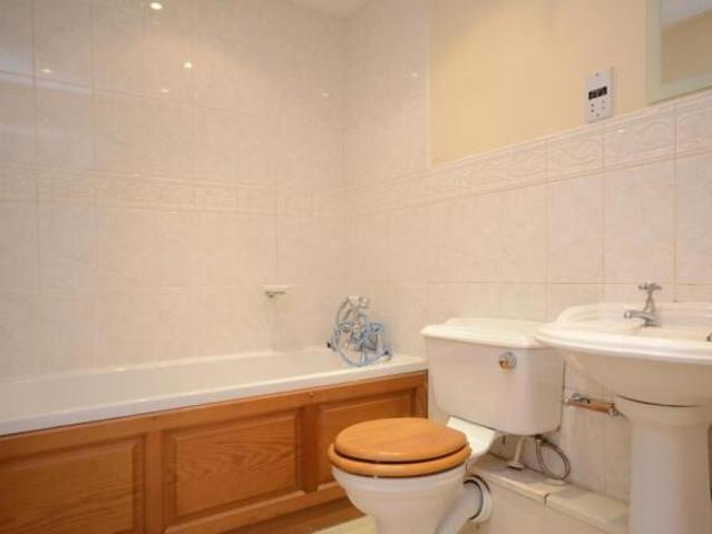 2 bedroom flat for rent in Bishopfields Drive, Leeman Road, York, YO26