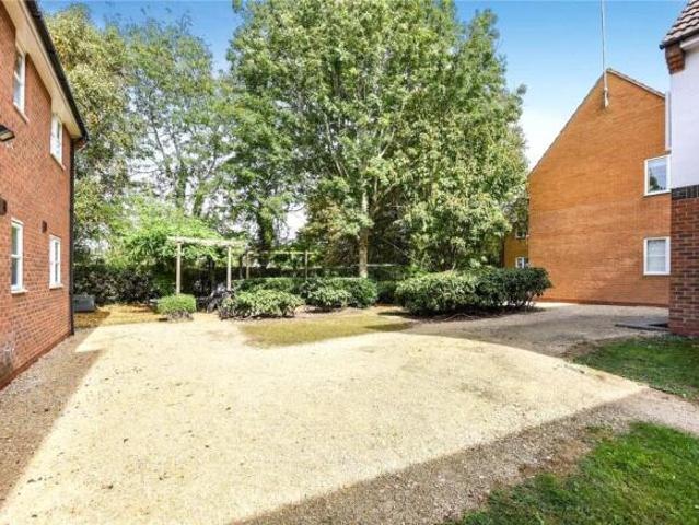2 bedroom flat for rent in Bishops Court, John Garne Way, Oxford, OX3