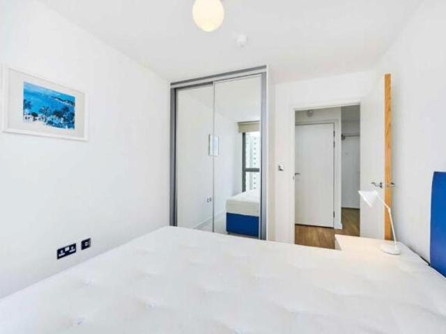 2 bedroom flat for rent in Booth Road, Pontoon Docks, E16
