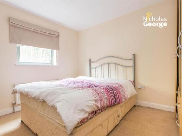 2 bedroom flat for rent in Bournbrook Court, Selly Oak, B5 7SQ, B5