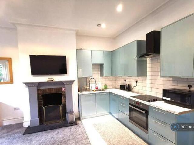 2 Bedroom Flat For Rent In Bournemouth