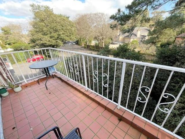 2 bedroom flat for rent in Bournemouth, BH1