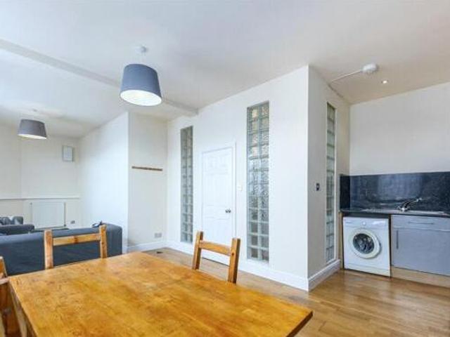 2 Bedroom Flat For Rent In Bow West