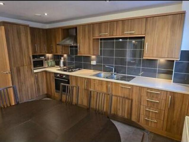 2 bedroom flat for rent in Bower House, Ruislip, HA4
