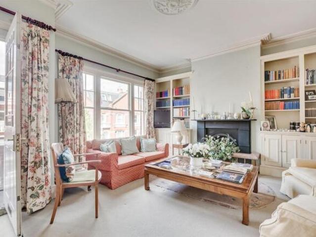 2 bedroom flat for rent in Bowerdean Street, SW6