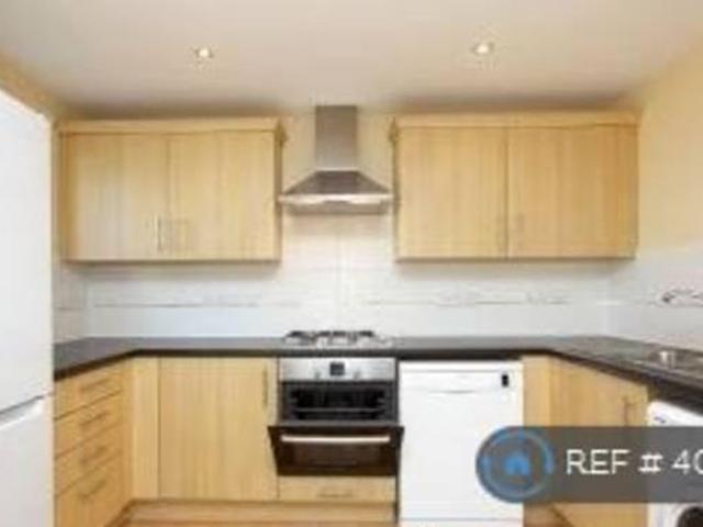 2 bedroom flat for rent in Black Eagle Drive Ebbsfleet DA11