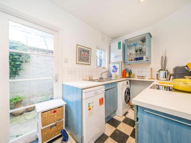 2 bedroom flat for rent in Black Lion Lane, Hammersmith, W6