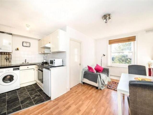2 bedroom flat for rent in Blackheath Road, Greenwich, SE10