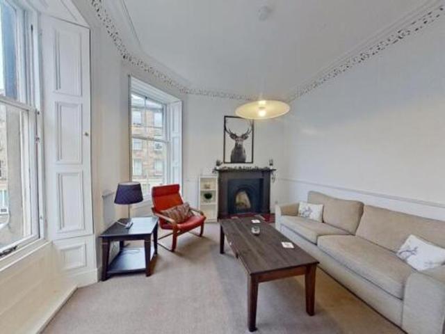 2 bedroom flat for rent in Blackwood Crescent, Edinburgh, EH9