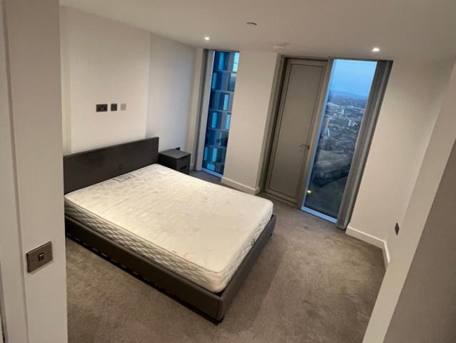2 bedroom flat for rent in Blade Tower, Silvercroft Street, Manchester, M15