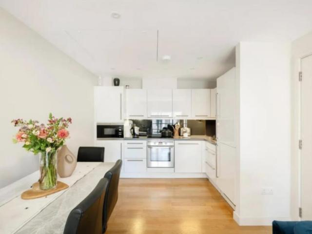 2 bedroom flat for rent in Blandford Street, Marylebone, London, W1H, W1U
