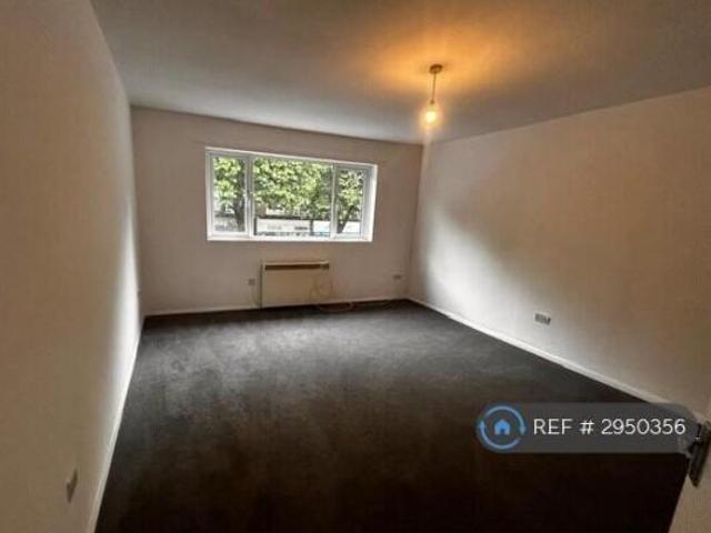 2 bedroom flat for rent in Bletchley, Milton Keynes, MK2