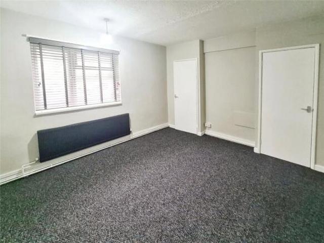 2 bedroom flat for rent in Blyth Close, Southampton, Hampshire, SO16