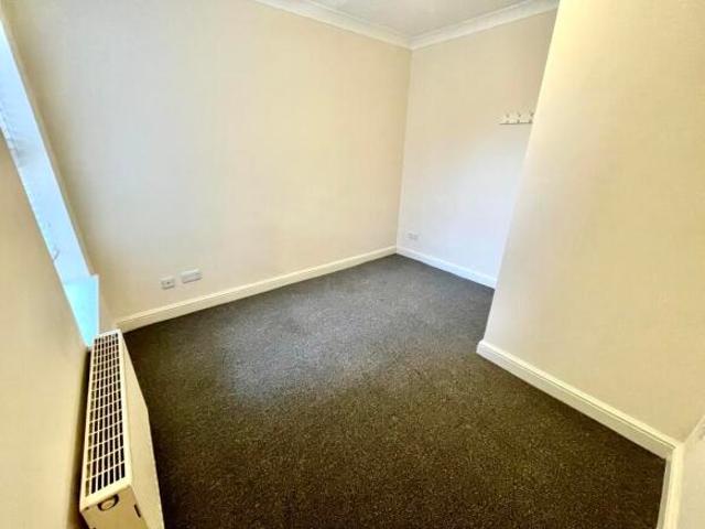 2 bedroom flat for rent in Broadlands Road, SO17