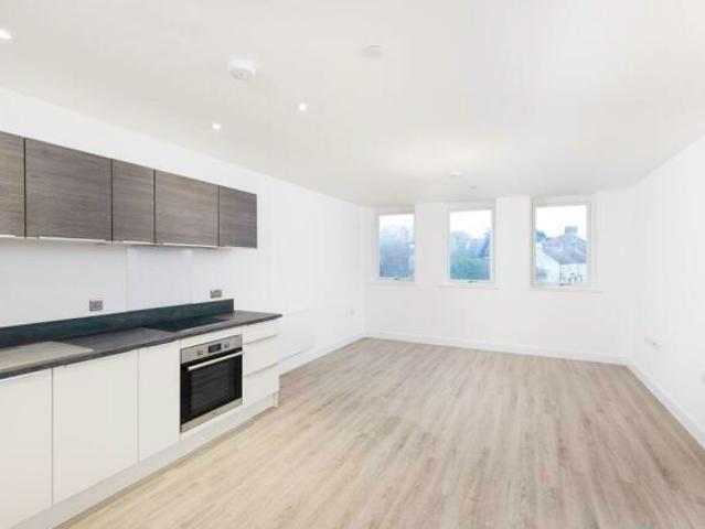 2 bedroom flat for rent in Broadway, Peterborough, PE1