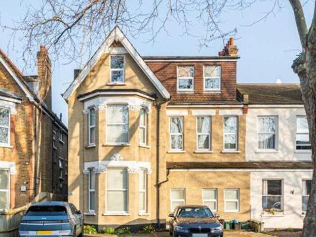 2 Bedroom Flat For Rent In Bromley