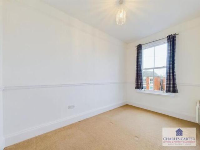 2 bedroom flat for rent in Bromyard Road, Worcester, WR2