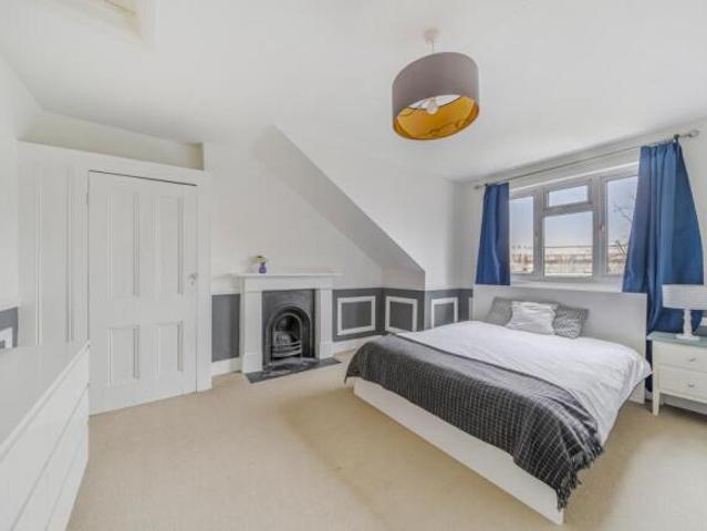 2 bedroom flat for rent in Brondesbury Villas, London, NW6
