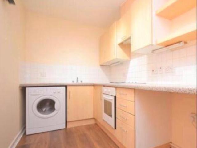 2 bedroom flat for rent in Brook Street, Chelmsford CM1 1UE, CM1