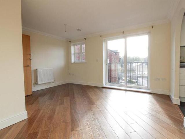 2 bedroom flat for rent in Brookbank Close GL50 3NS, GL50