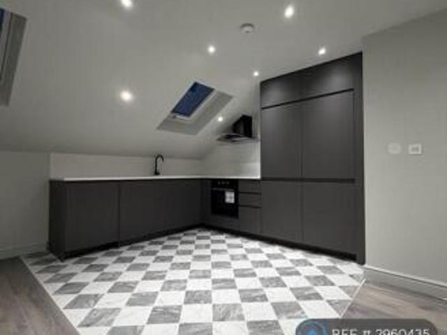 2 bedroom flat for rent in Brooke Road, London, N16