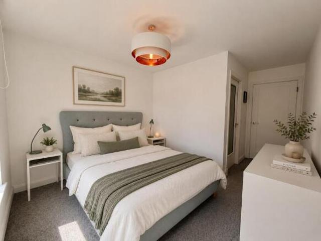 2 bedroom flat for rent in Broomhill Avenue, Thornwood, Glasgow, G11