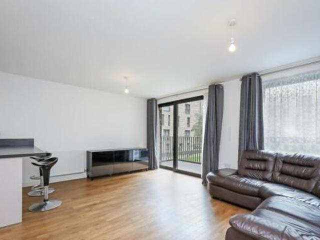 2 Bedroom Flat For Rent In Bramwell Way, London