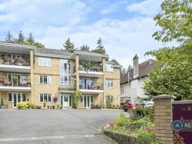 2 bedroom flat for rent in Branksome Wood Road Bournemouth BH4