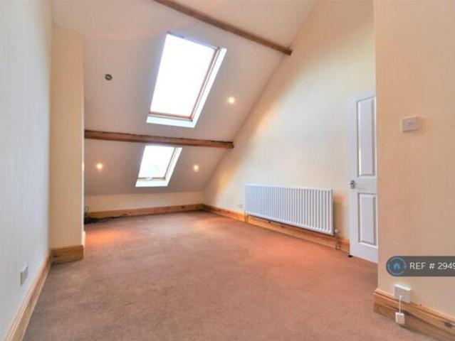 2 bedroom flat for rent in Brantford Street, Leeds, LS7