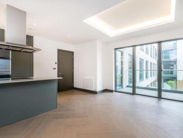 2 bedroom flat for rent in Brewery Lane, Twickenham, TW1