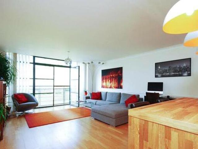 2 Bedroom Flat For Rent In Brentford