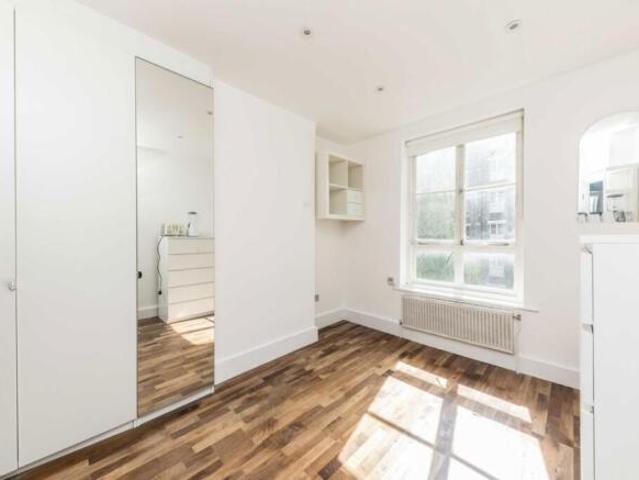 2 bedroom flat for rent in Britannia Street, Bloomsbury, WC1X