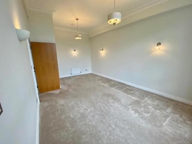 2 bedroom flat for rent in Britannic Park, Yew Tree Rd, Moseley, B13 8NQ, B13