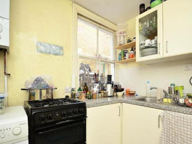 2 Bedroom Flat For Rent In Brixton, London