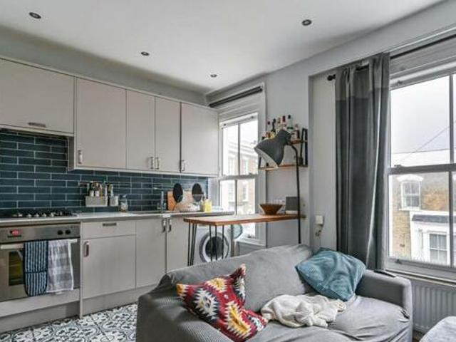2 Bedroom Flat For Rent In Brixton, London