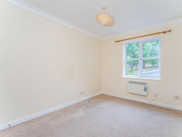 2 bedroom flat for rent in Briarswood, Southampton, SO16