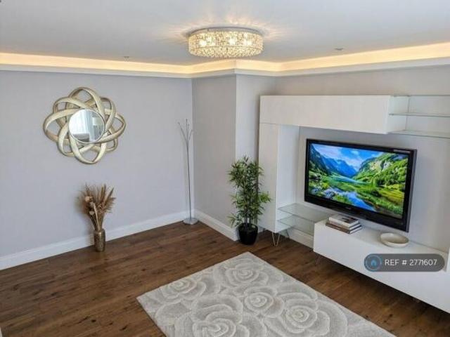 2 bedroom flat for rent in Bridge House, London, SE4