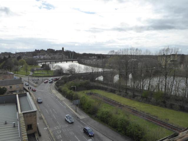 2 bedroom flat for rent in Bridge Square Apartments, Kingsway, Lancaster, LA1