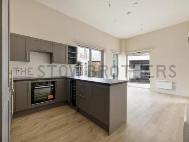 2 bedroom flat for rent in Bridle House, 4 Stables Yard, London, E3