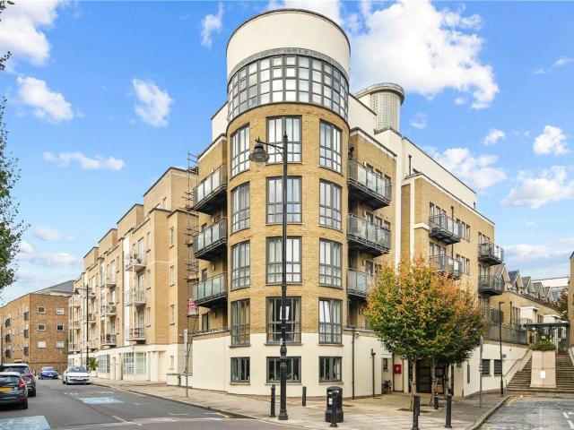 2 Bedroom Flat for rent in Brightlingsea Place, E14