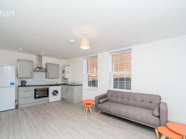 2 Bedroom Flat For Rent In Brighton
