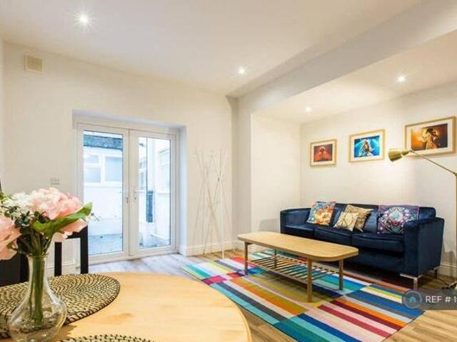 2 Bedroom Flat For Rent In Brighton