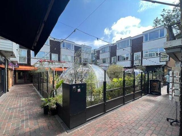2 Bedroom Flat For Rent In Brighton, East Sussex