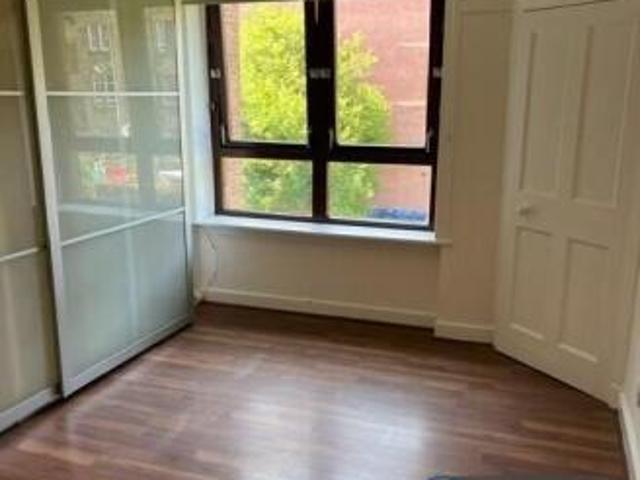 2 bedroom flat for rent in Brisbane St, Glasgow, G42