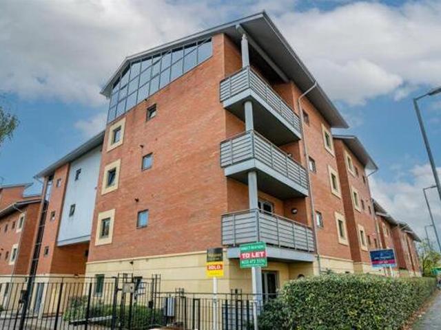 2 Bedroom Flat For Rent In Bristol Road